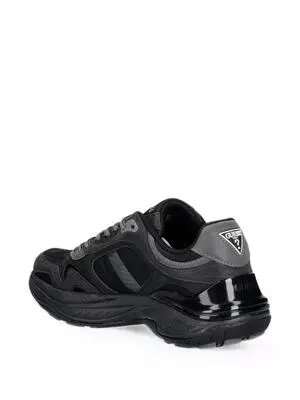 Guess Squan Logo-patch Sneakers