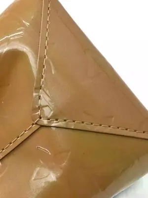 LOUIS VUITTON 2006 Monogram Vernis Reade Handbag - Neutrals