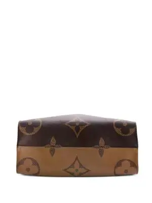 LOUIS VUITTON Onthego Reverse Monogram Giant Mm Tote Bag - Brown