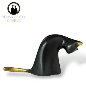 YENNY COCQ LLC Grooming Cat In Bronze - Black