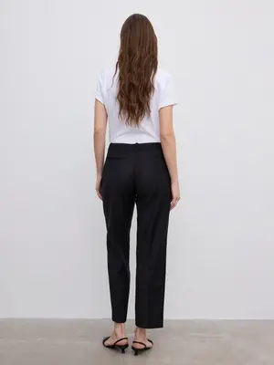 HOUSE OF DAGMAR Cropped Tailored Trousers