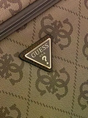 Guess Berta 4g Logo-print Monogram Make Up Bag