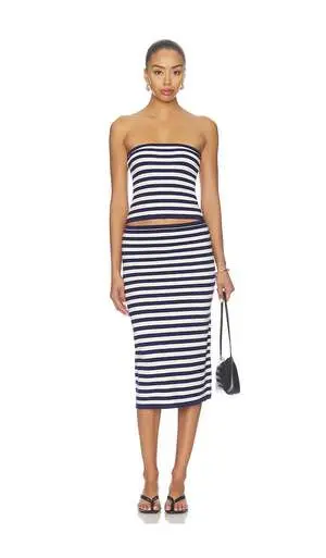 ALL THE WAYS Jolene Strapless Top In . Also