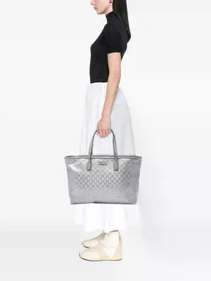 Gucci Large Gg Imprimé Tote Bag - Silver