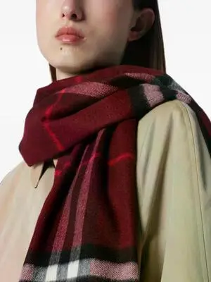 Burberry Giant Check-pattern Scarf