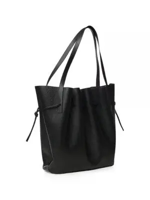 Yuzefi Scallop Pebble-grain Leather Tote Bag