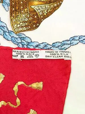 Hermès 1994-1995 Les Fêtes Du Roi Soleil Silk Scarf 90 Scarves - Red