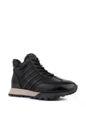 Linda Baumann Lace Sneakers For Women