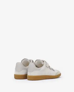 Isabel Marant Étoile Calfskin Suede Low-top Sneakers - Ecru