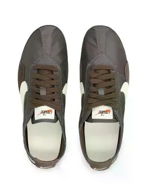 Nike Moon Sneakers