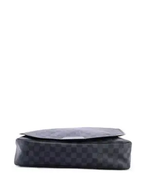 LOUIS VUITTON Damier Graphite Gm Messenger Bag - Black