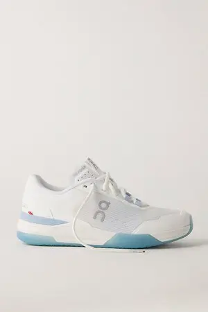 On Roger Advantage Pro Sneakers At