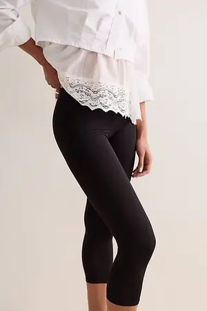 Only Hearts So Fine Capri Leggings At - Black