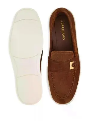 FERRAGAMO Gancini Ornament Boat Sole Loafers