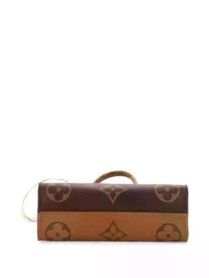 LOUIS VUITTON Onthego Tote Reverse Monogram Giant East West Shoulder Bag