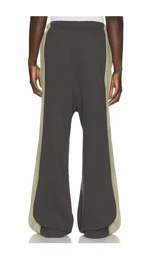 Fear Of God Panelled Lounge Pant In . Also - Grey