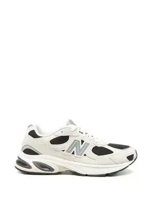 NEW BALANCE Logo-patch Panelled Sneakers - Neutrals