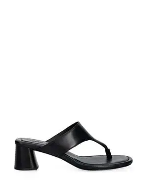 VAGABOND SHOEMAKERS Evie Leather Thong Sandals - Black