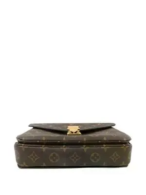 LOUIS VUITTON Monogram Pochette Metis Crossbody Bag