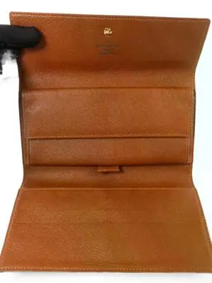LOUIS VUITTON Monogram International Wallet