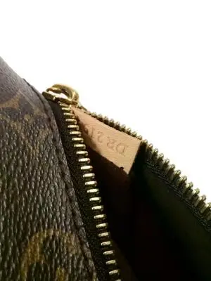LOUIS VUITTON Monogram Pochette Metis Mm Bag - Brown