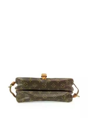 LOUIS VUITTON Saumur 30 Monogram Canvas Cross Body Bag