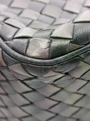 Bottega Veneta 2000s Intrecciato Shoulder Bag