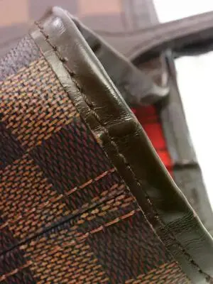 LOUIS VUITTON 2015 Mm Neverfull Tote Bag