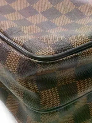 LOUIS VUITTON Damier Savanna Shoulder Bag