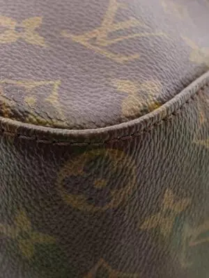 LOUIS VUITTON 2000 Gm Monogram Looping Shoulder Bag - Brown