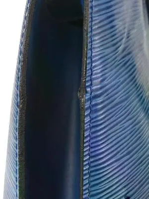 LOUIS VUITTON 1994 Epi Cluny Shoulder Bag