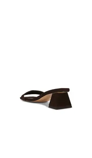 Raye Julie Heel In . Also