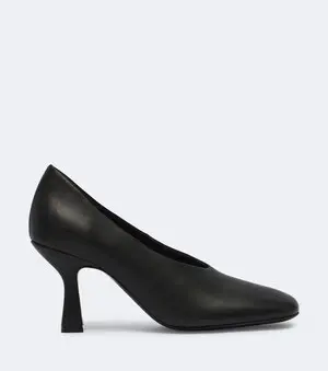 SOULIERS MARTINEZ Berlin Leather Pumps