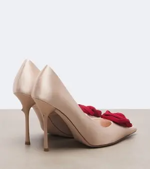 ROGER VIVIER Rose Vivier Floral-applique Satin Pumps