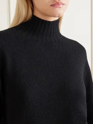 THE ROW Kensington Cashmere Turtleneck Sweater