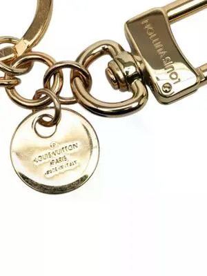 LOUIS VUITTON 2024 Plated Circle Holder And Bag Charm Key Chain