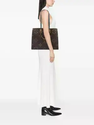 LOUIS VUITTON Monogram Reverse Giant Onthego Gm Satchel - Brown