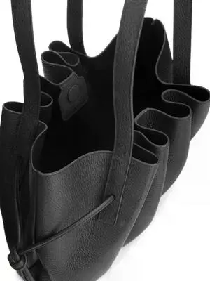 Yuzefi Scallop Tote Bag - Black