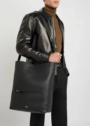 TOM FORD Grained Leather Bucket Bag