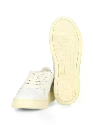 AUTRY Medalist Low Leather Trainers - White