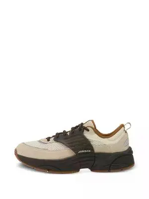 JORDAN Trunner O/s Sneakers - Neutrals