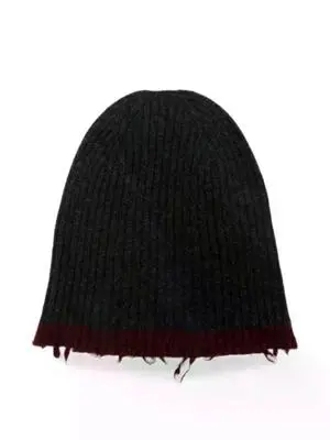 UMA WANG Ribbed Knit Beanie Hat With Frayed Edge - Grey