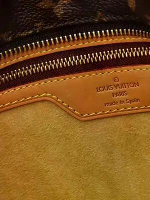 LOUIS VUITTON Luco Handbag Monogram Canvas Tote Bag