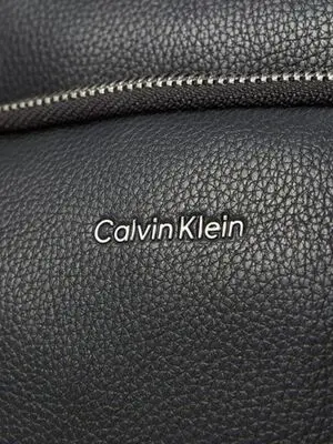 Calvin Klein Shoulder Bag Colour