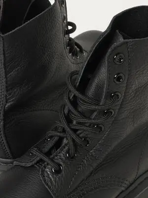 Dr. Martens Boots Colour