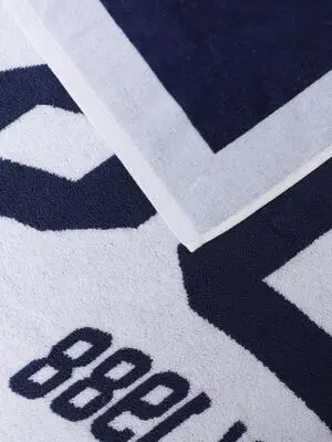 Gcds Bath And Beach Towels Lifestyle Colour