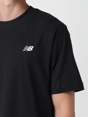 NEW BALANCE T-shirt Colour