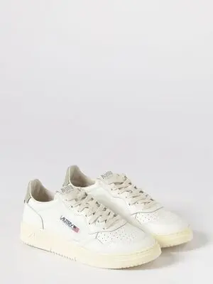 AUTRY Medalist Low Sneakers In Smooth Calfskin With A Bi Design - White