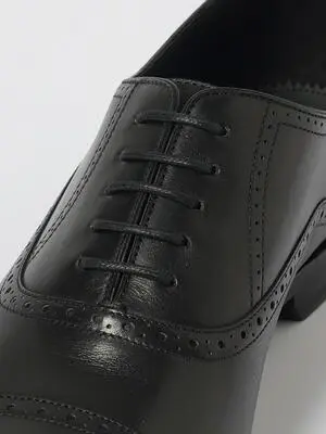 Manolo Blahnik Brogue Shoes Colour