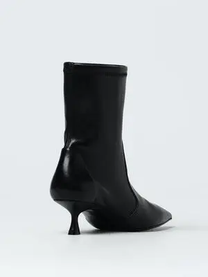 STUART WEITZMAN Boots Colour
